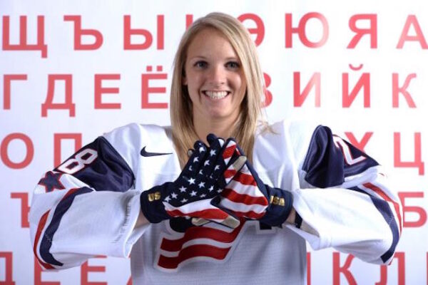 SportsAsToldByAGirl Spotlight: Amanda Kessel – Sports As Told By A Girl