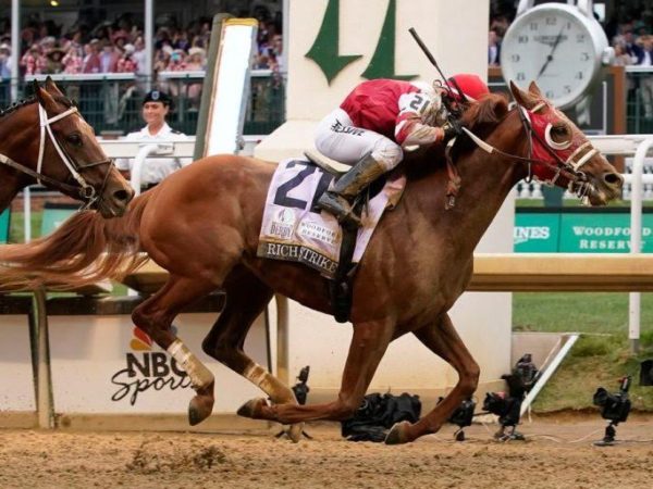 Kidnapped! The Amazing and True Story of Shergar – Sports As Told By A Girl